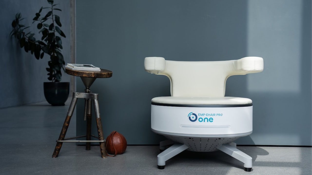 Beckenbodentraining mit dem EMP Chair Pro | intimed